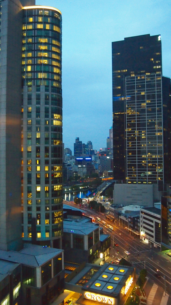 Crown Promenade Melbourne - Meetoo